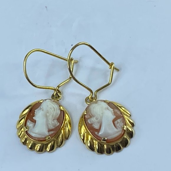 Jewelry | 14k Yellow Gold Reeded Design Hand Carved Shell Cameo Bezel ...